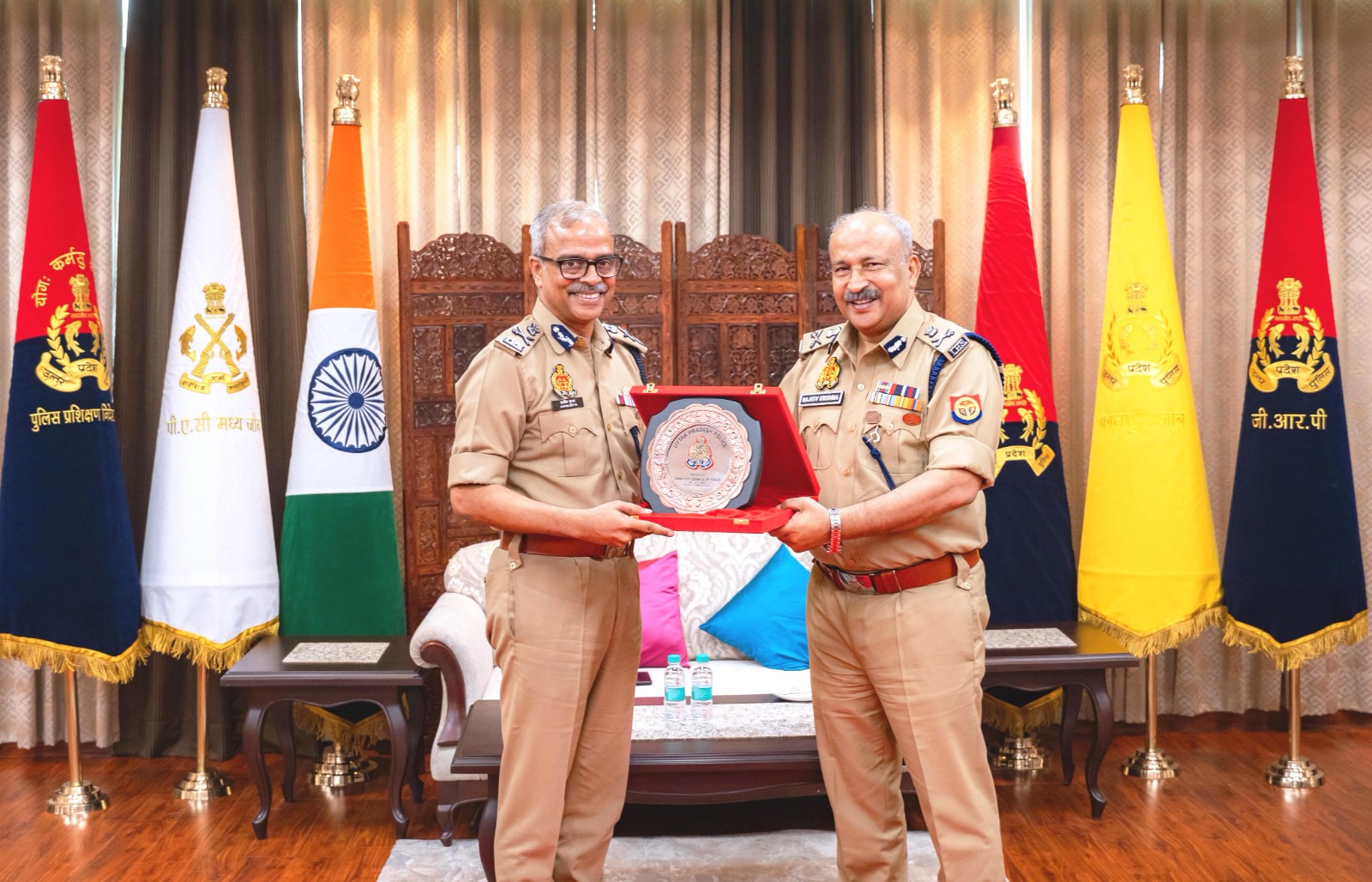 UP DGP Honors Senior IPS Officer Ashish Gupta